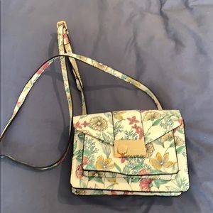 Bags | Pristine Floral Purse | Poshmark